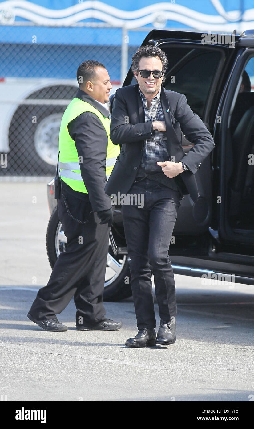 Mark Ruffalo The 2011 Film Independent Spirit awards held at Santa ...