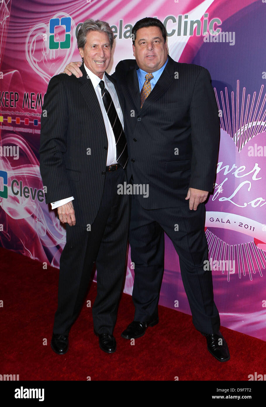 David Brenner and Steve Schirripa Keep Memory Alive: Power Of Love Gala ...