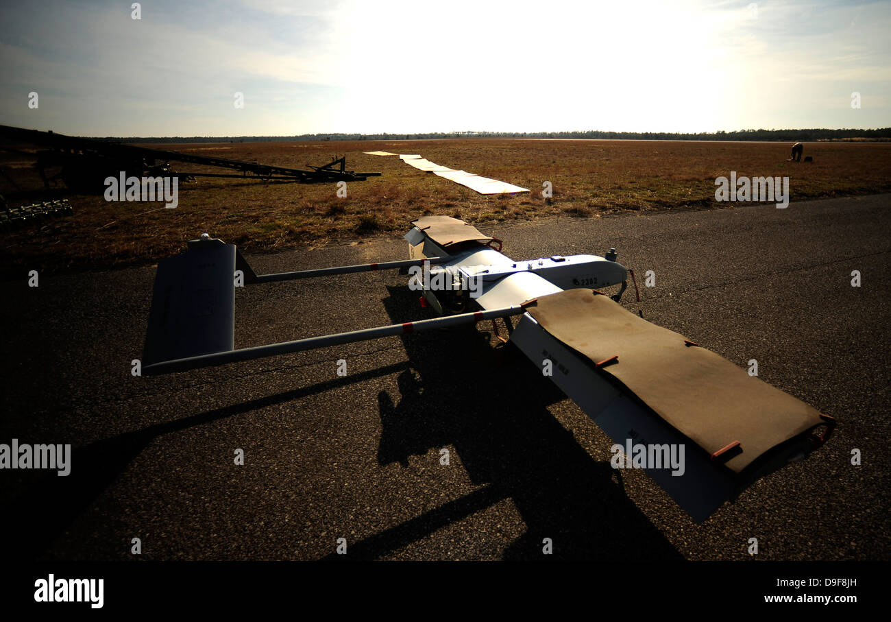 A U.S. Army RQ-7B Shadow unmanned aerial vehicle Stock Photo - Alamy