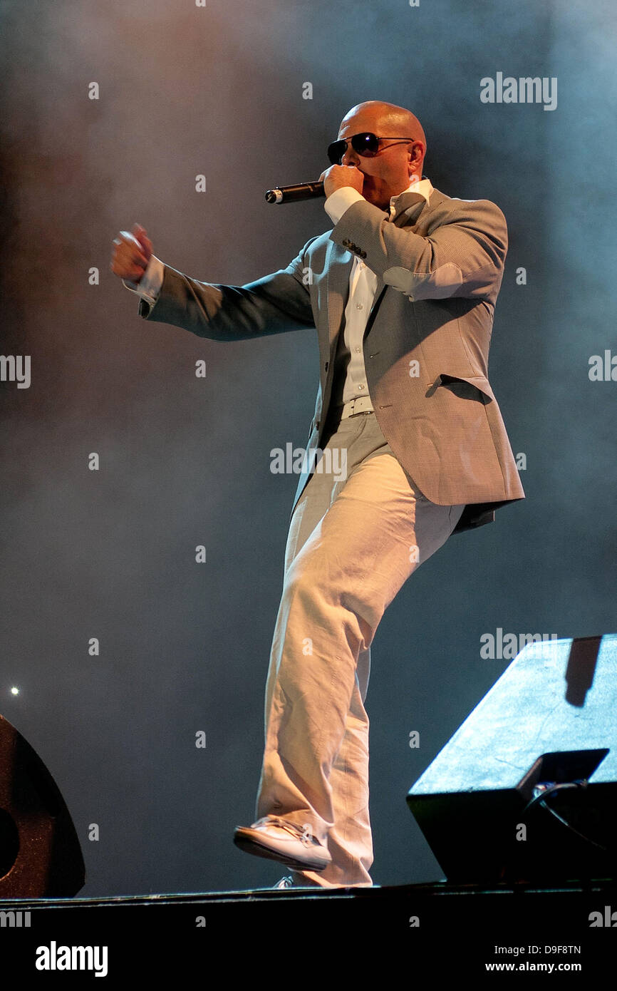 Rapper Pitbull performing on the Music Plaza stage during Mardi Gras at ...