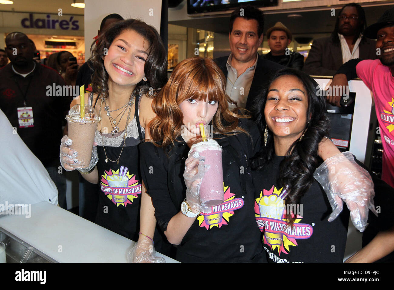 Zendaya Coleman & Bella Thorne stars of the Disney Channel’s new hit ...