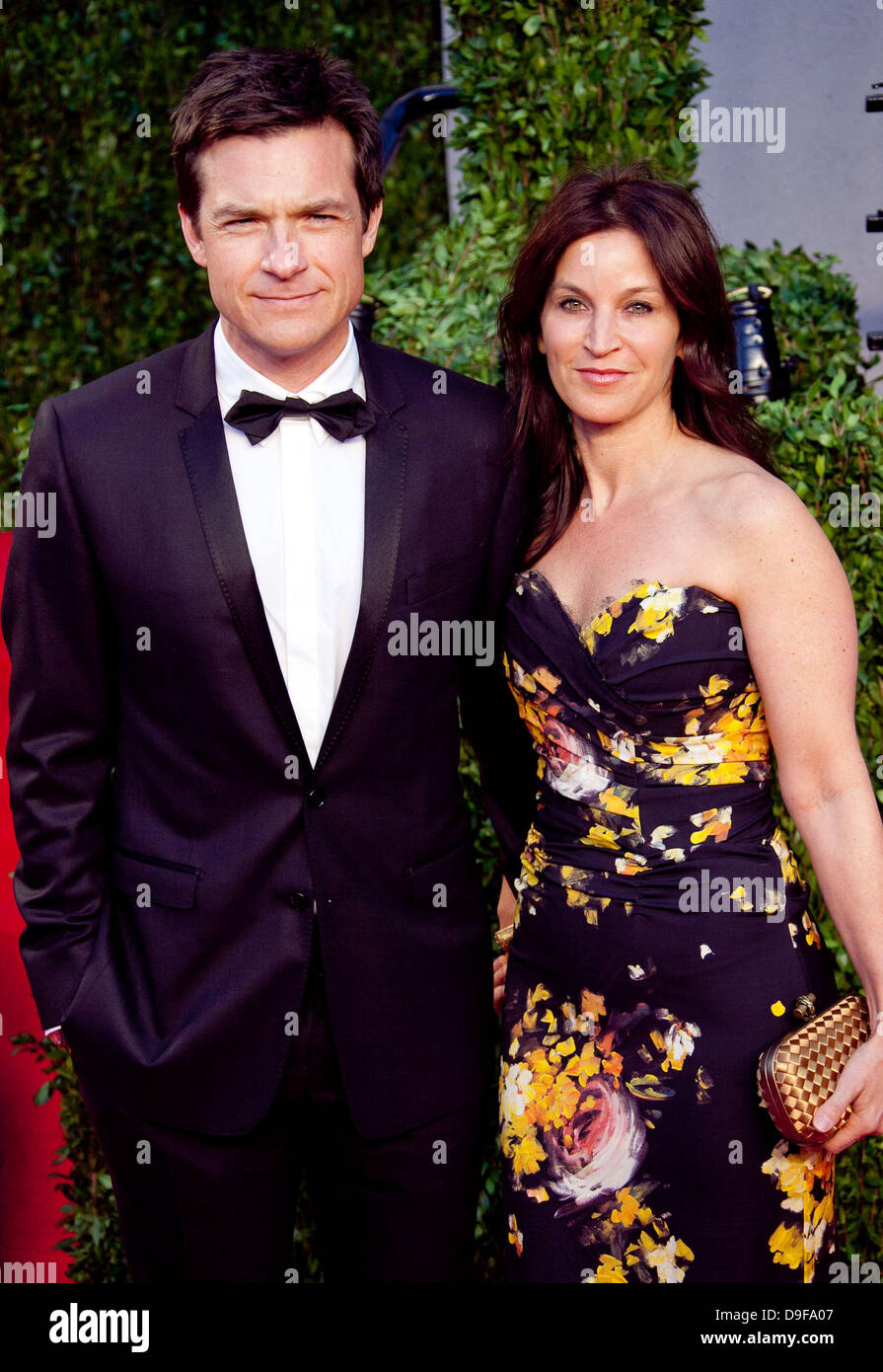 Jason Bateman and Guest 2011 Vanity Fair Oscar Party at Sunset Tower ...