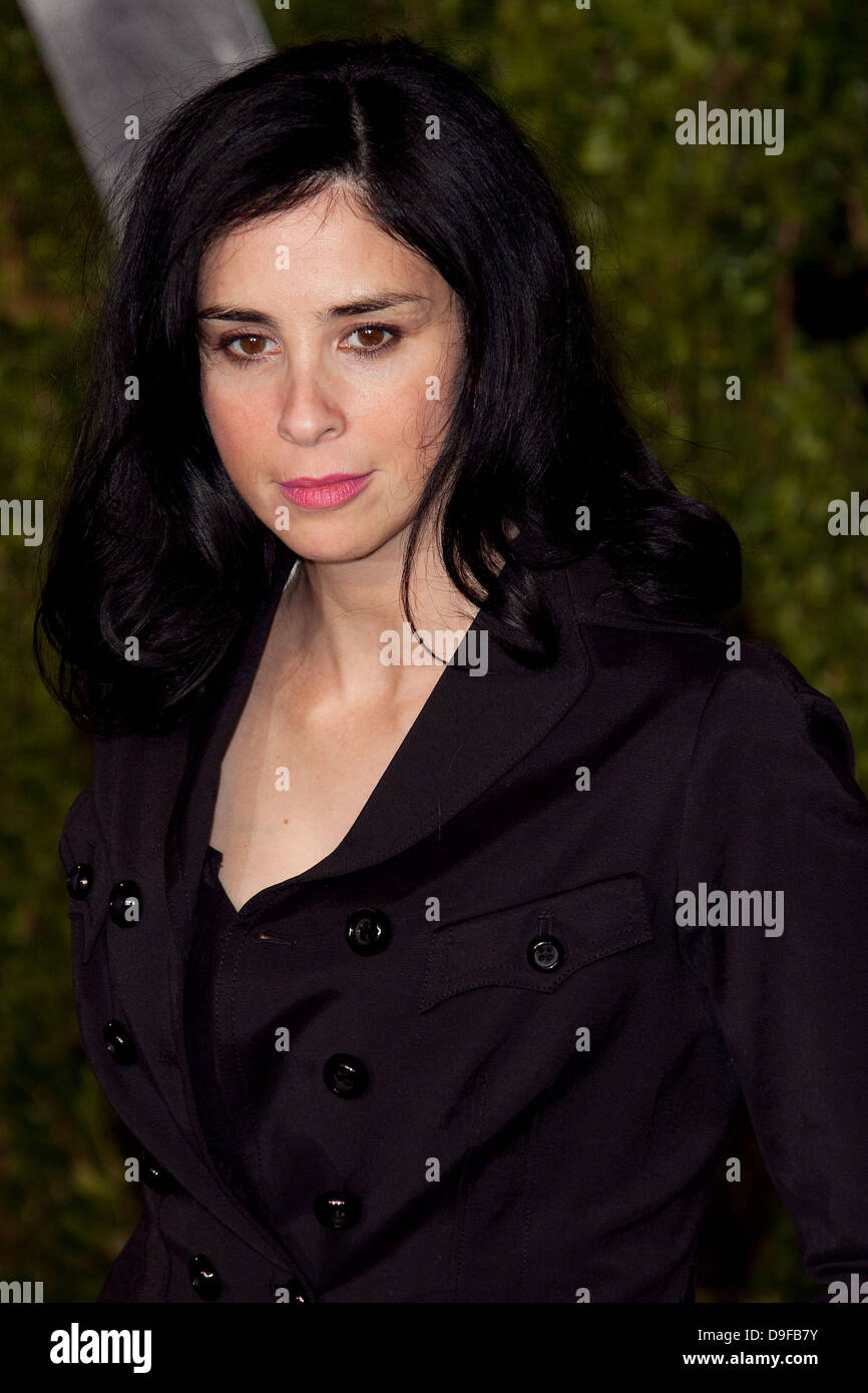 Sarah Silverman 2011 Vanity Fair Oscar Party at Sunset Tower Hotel ...