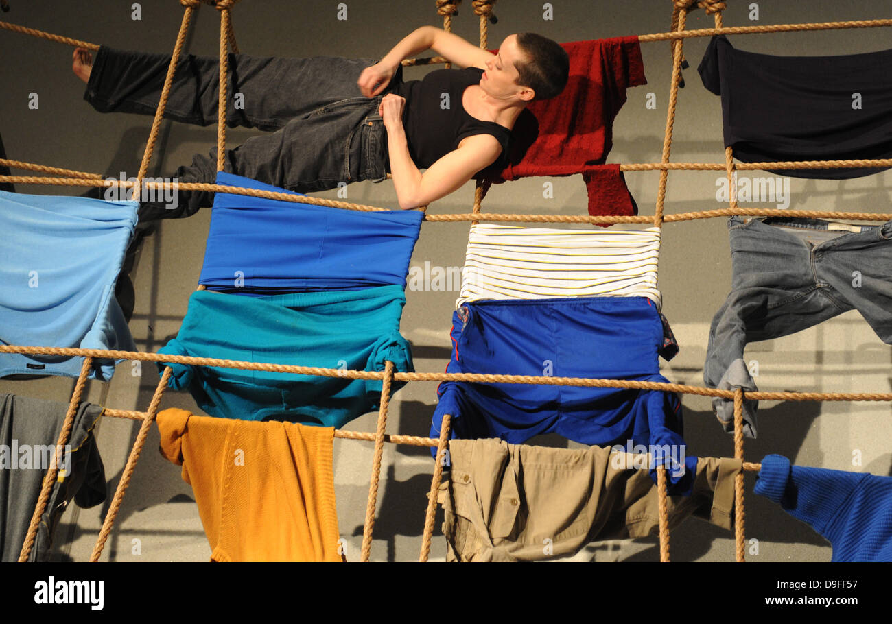 'Laurie Anderson, Trisha Brown, Gordon Matta-Clark; Pioneers Of The ...