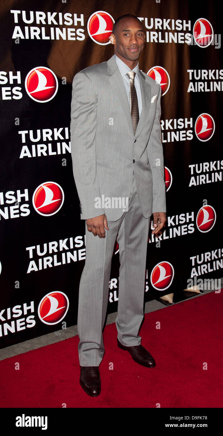 Kobe Bryant Kobe Bryant and Turkish Airlines Red Carpet Celebration for ...