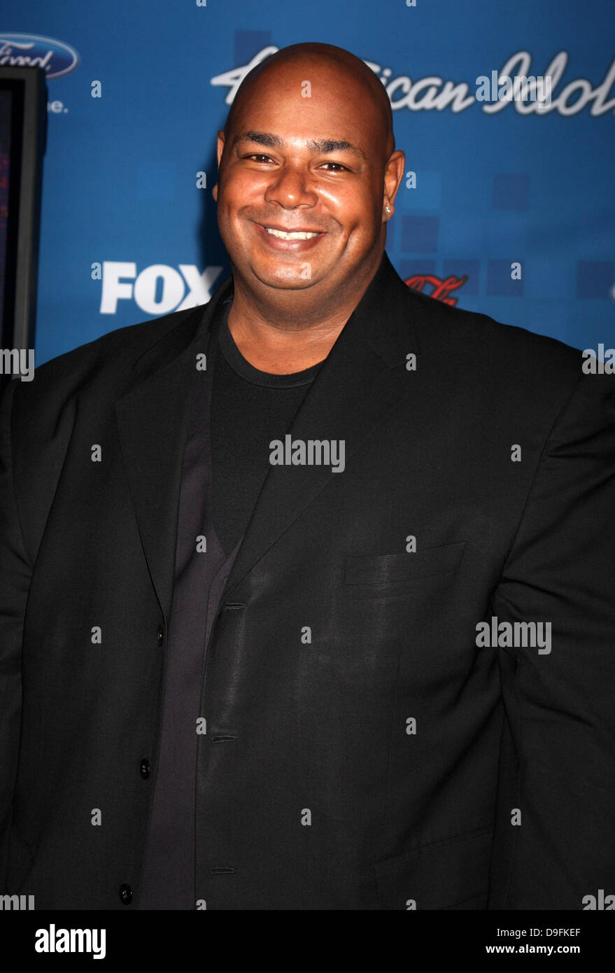 Kevin Michael Richardson The American Idol Season 10 Top 13 Finalists ...