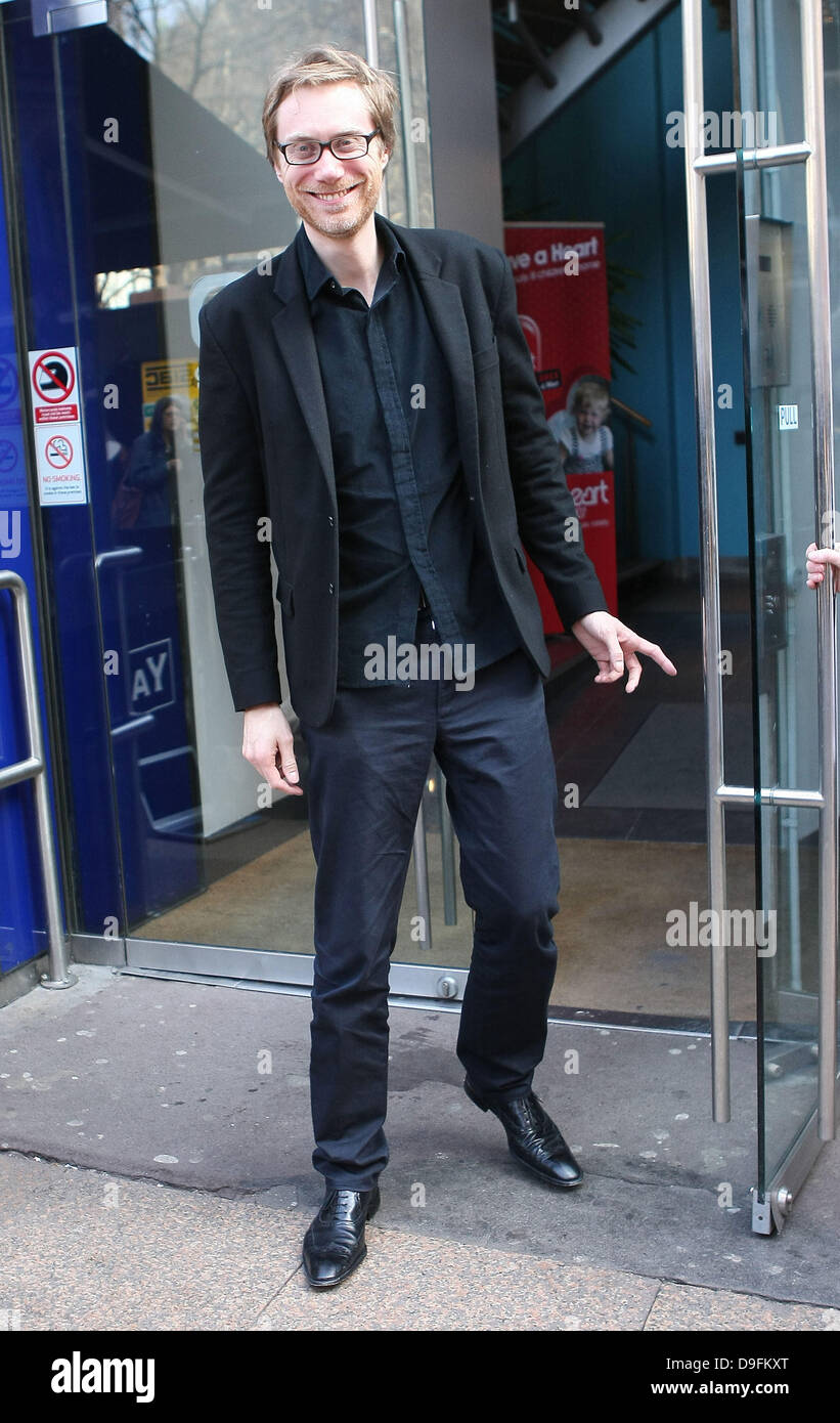 Stephen Merchant Celebrities outside the Heart Radio studios London ...