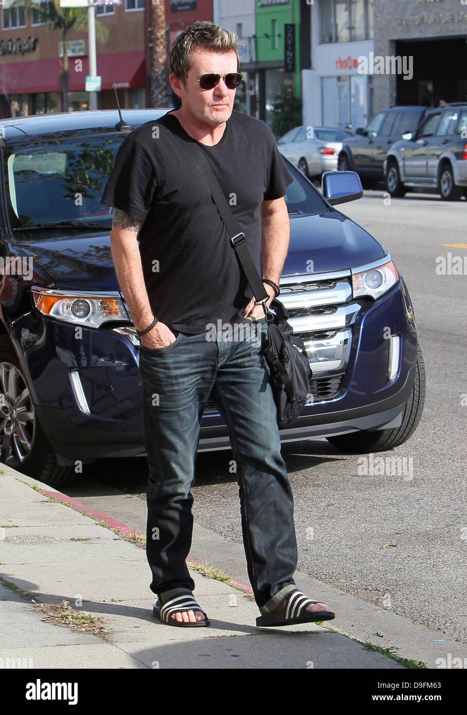Billy Duffy arrives at Kings Road Cafe in West Hollywood to have lunch ...