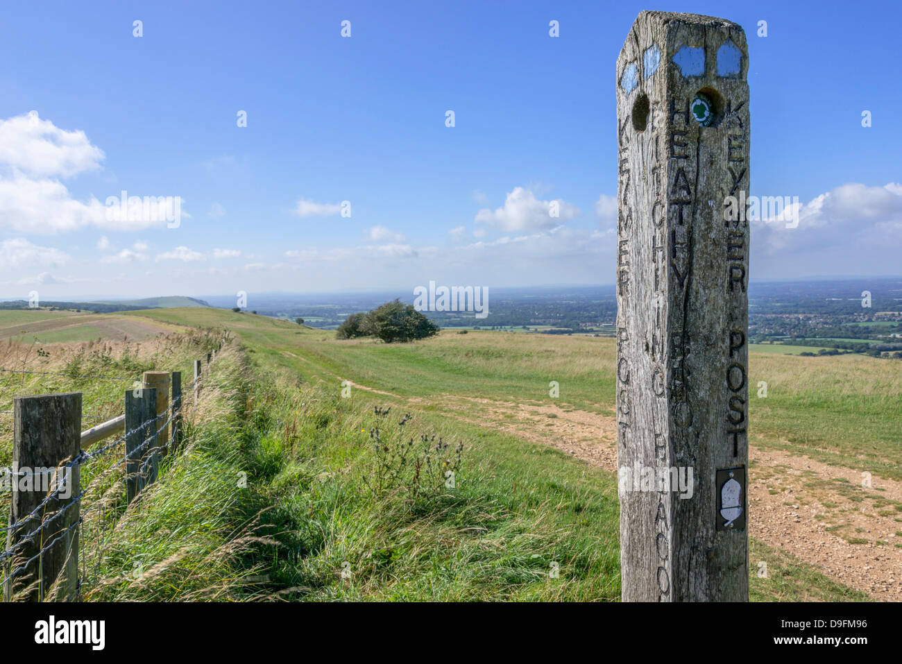 South western footpath hi-res stock photography and images - Alamy