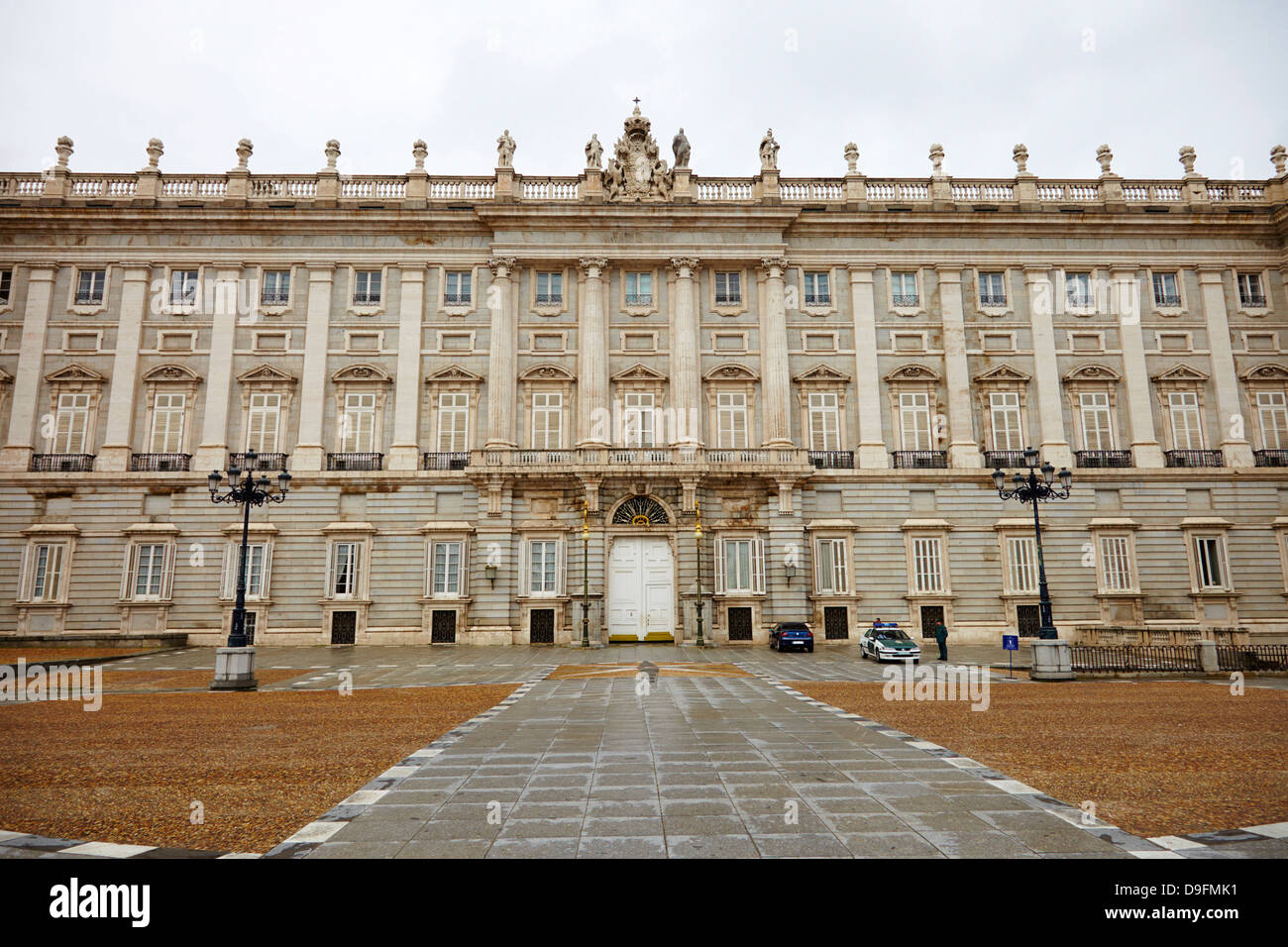 Royal palace background hi-res stock photography and images - Alamy