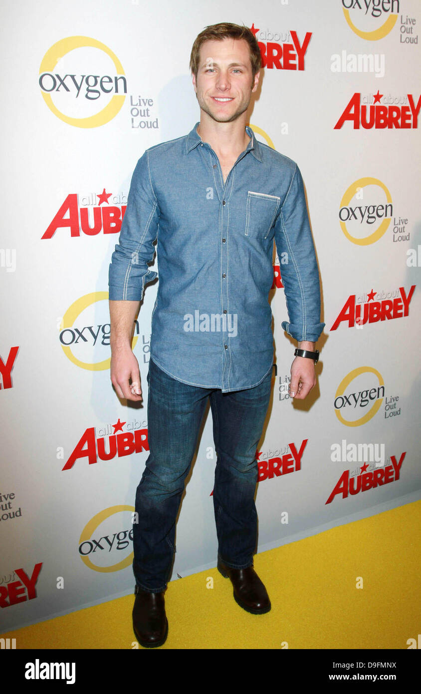 Jake Pavelka Oxygen's Aubrey O'Day & Celebrity Friends Celebrate the ...