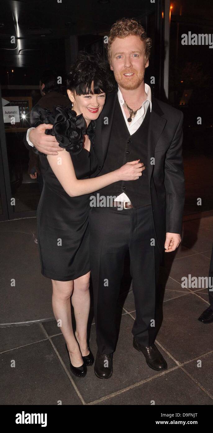 Bronagh Gallagher and Glen Hansard The original cast members of the hit ...