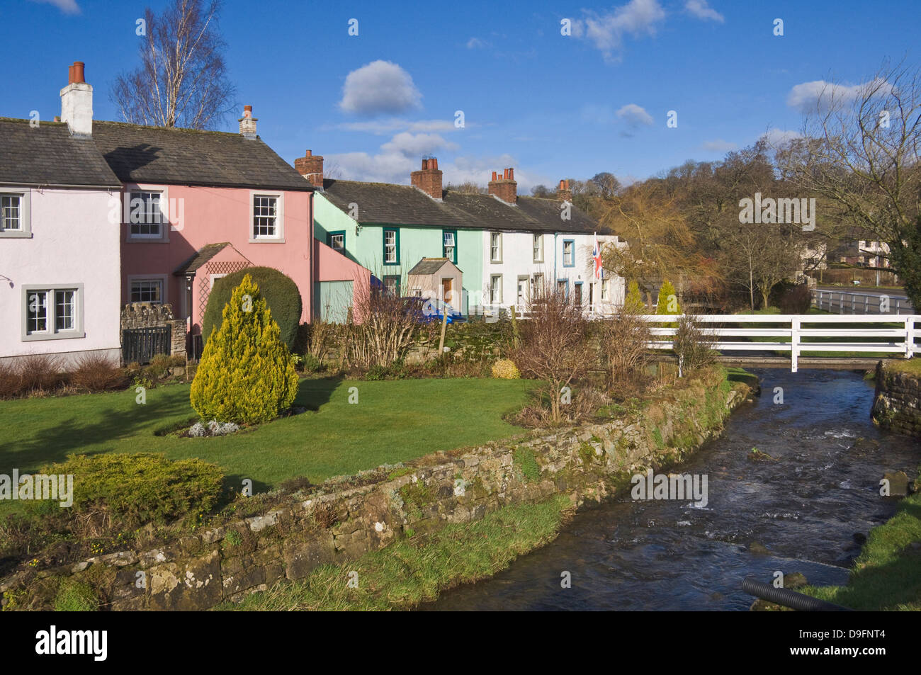 Coloured english country cottages hi-res stock photography and images ...