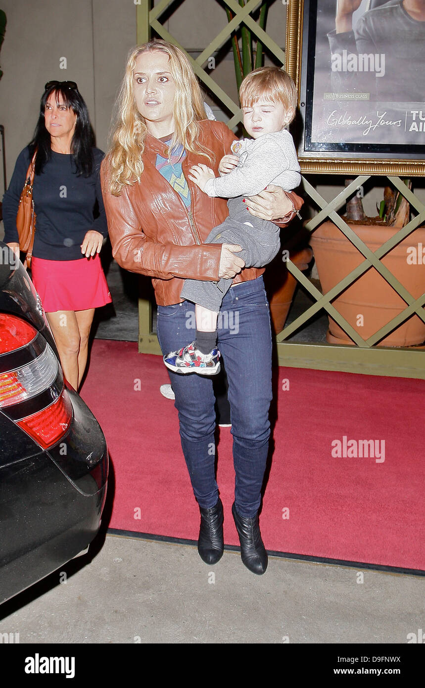 Moira Fiore, Bob Sheen and Brooke Mueller Brooke Mueller leaving The ...