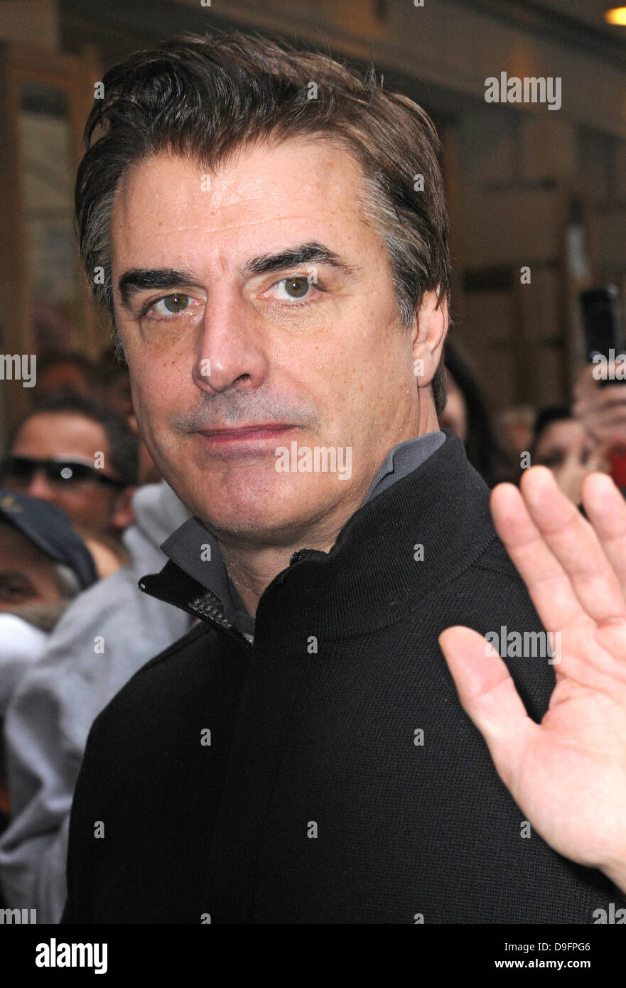 Chris Noth The cast of 'That Championship Season' meet and greet fans ...