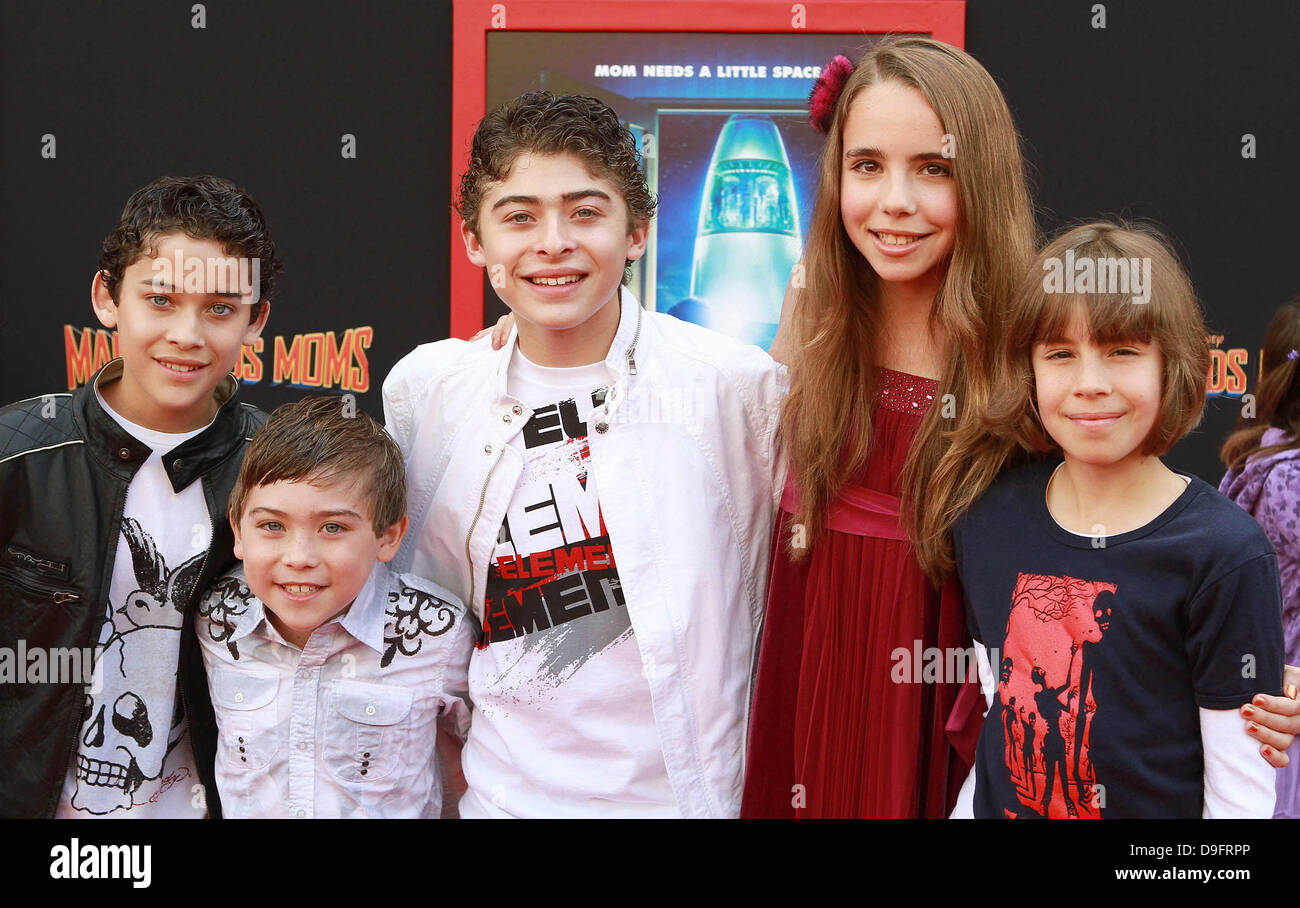 Ryan, Robert and Raymond Ochoa at the Los Angeles premiere of 'Mars ...