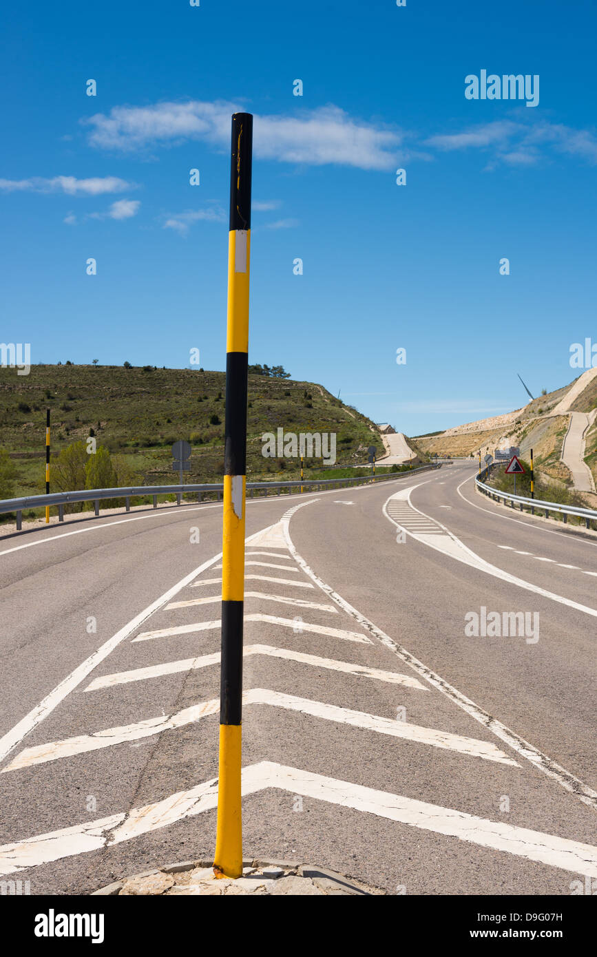 Snow poles, winter equipment on a mountain road Stock Photo - Alamy
