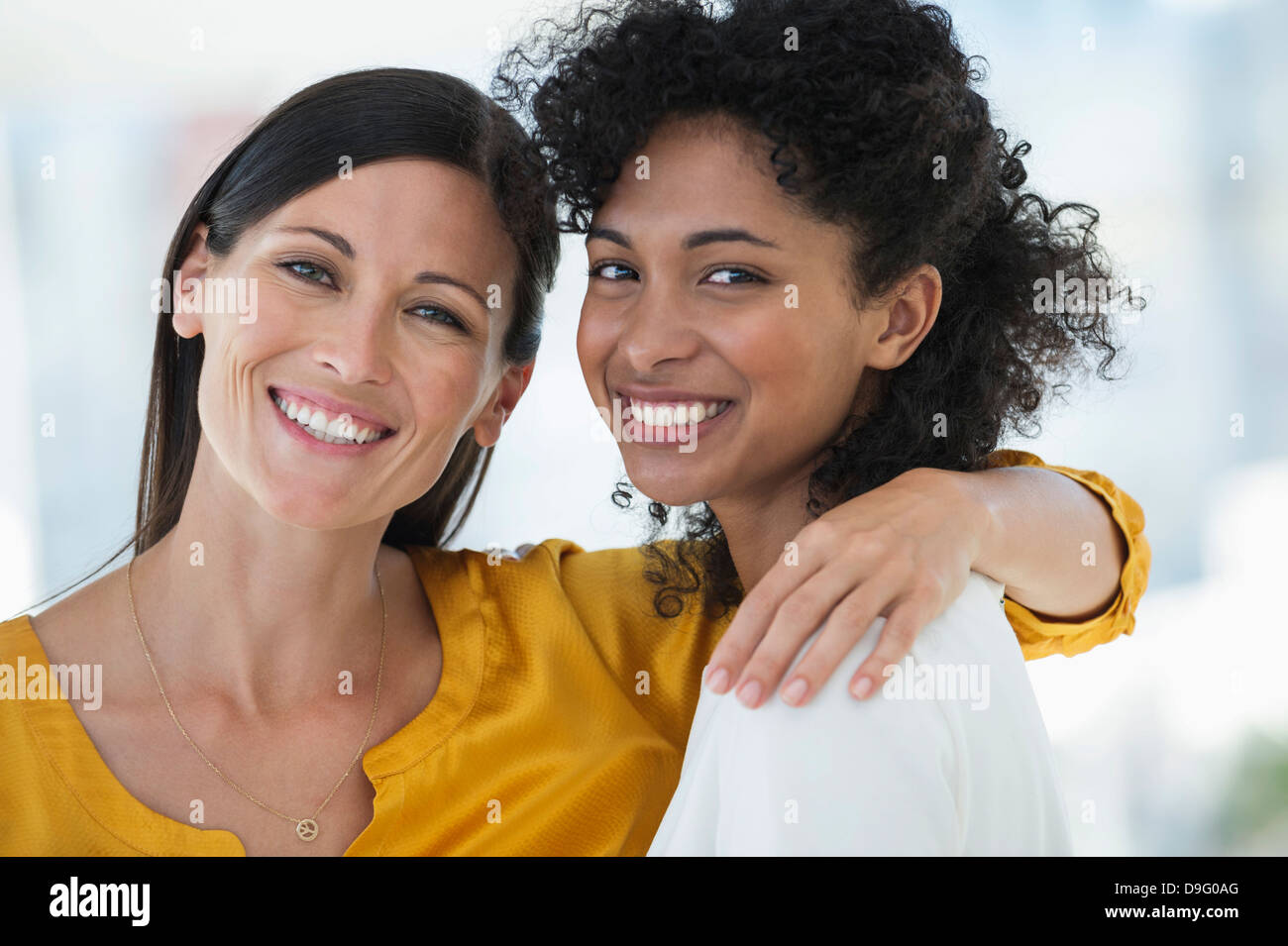 Female friends smiling hi-res stock photography and images - Alamy