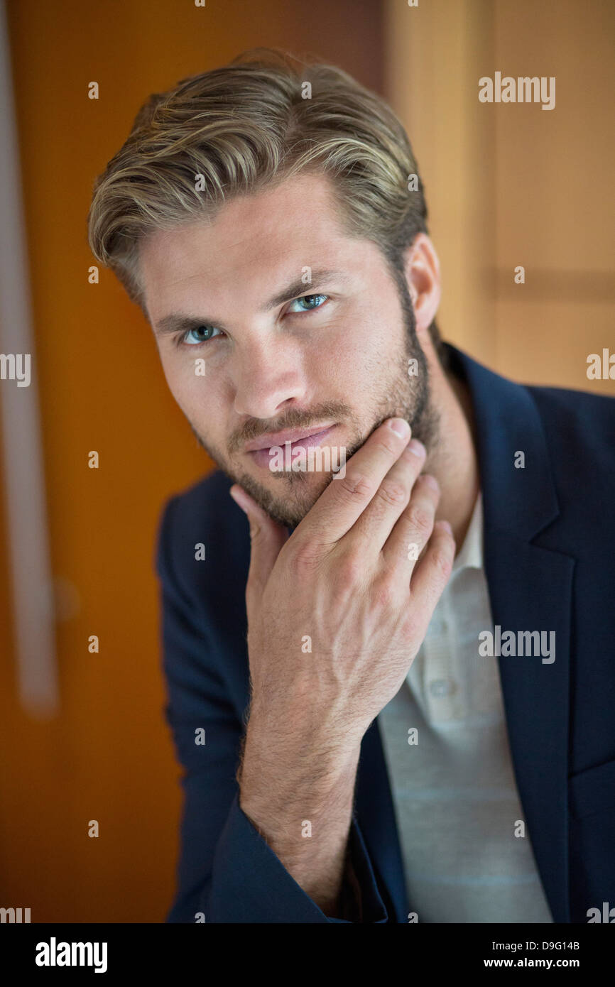 Portrait of a man posing Stock Photo - Alamy