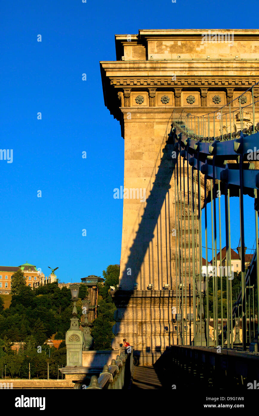 Chain Bridge with Buda Castle in background, Budapest, Hungary Stock ...