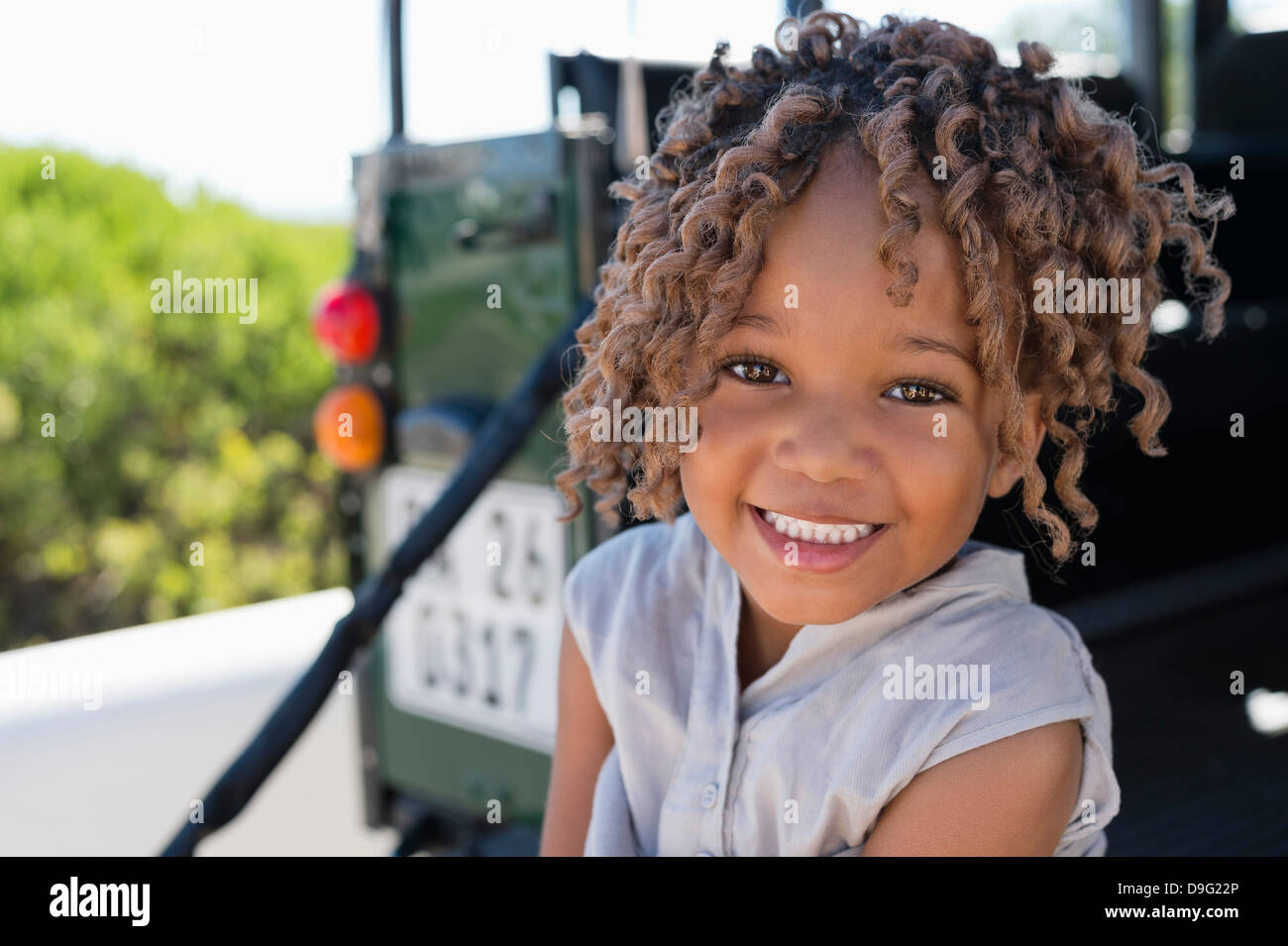 Child, safari, jeep hi-res stock photography and images - Alamy