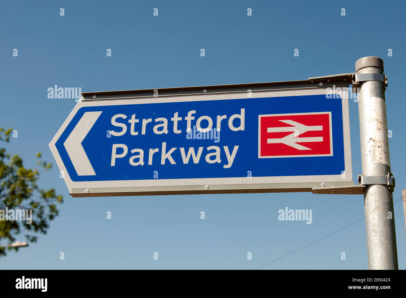 Stratford-upon-Avon Parkway railway station sign Stock Photo - Alamy