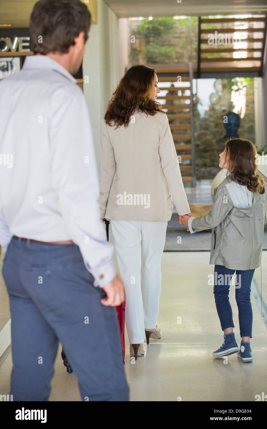 Women leaving husband and child hi-res stock photography and images - Alamy