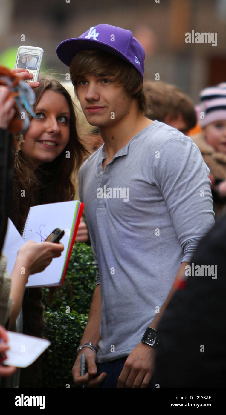 Liam Payne X Factor Finalists at their hotel ahead of the 'X Factor ...