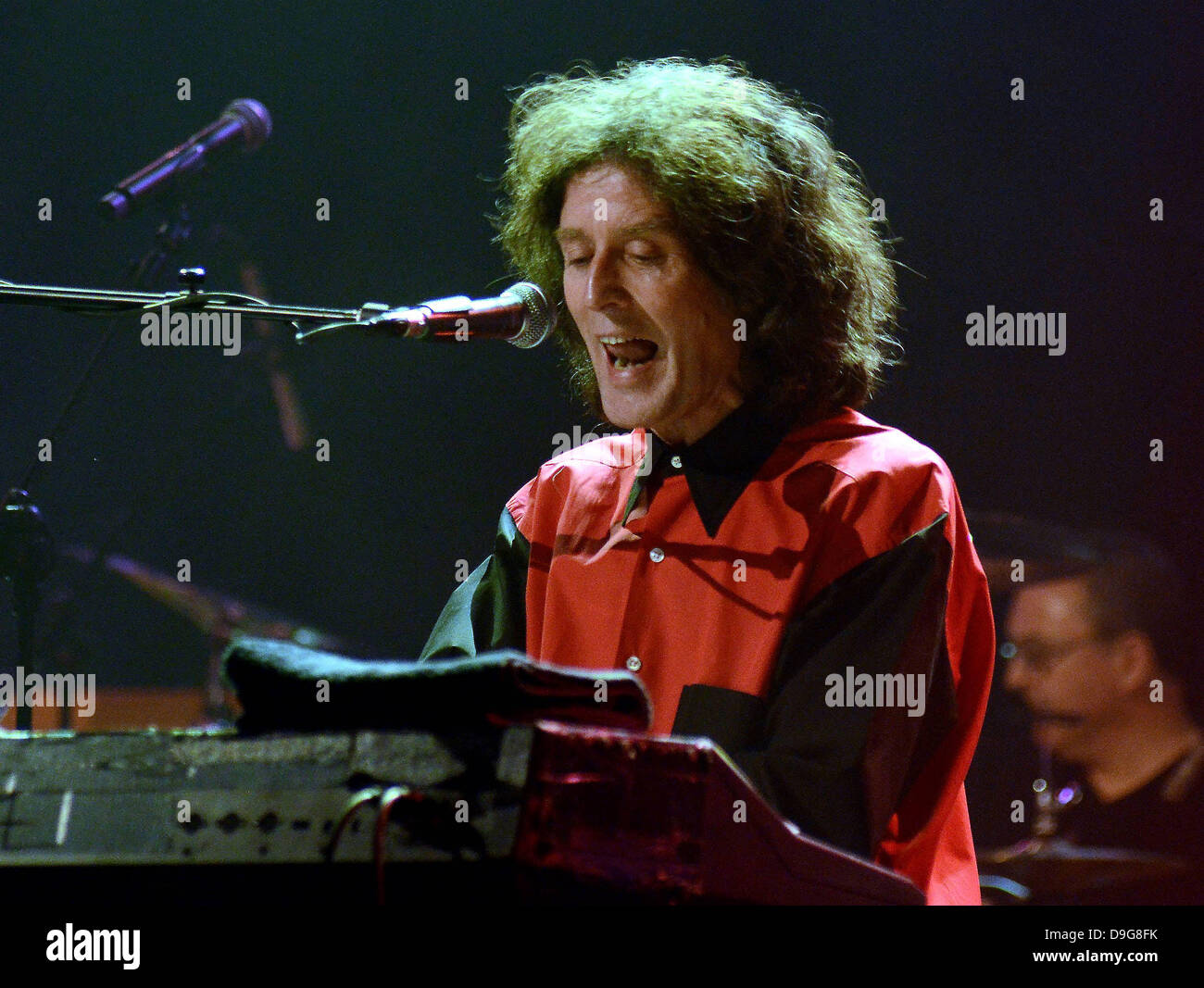 Gilbert o'sullivan hi-res stock photography and images - Alamy