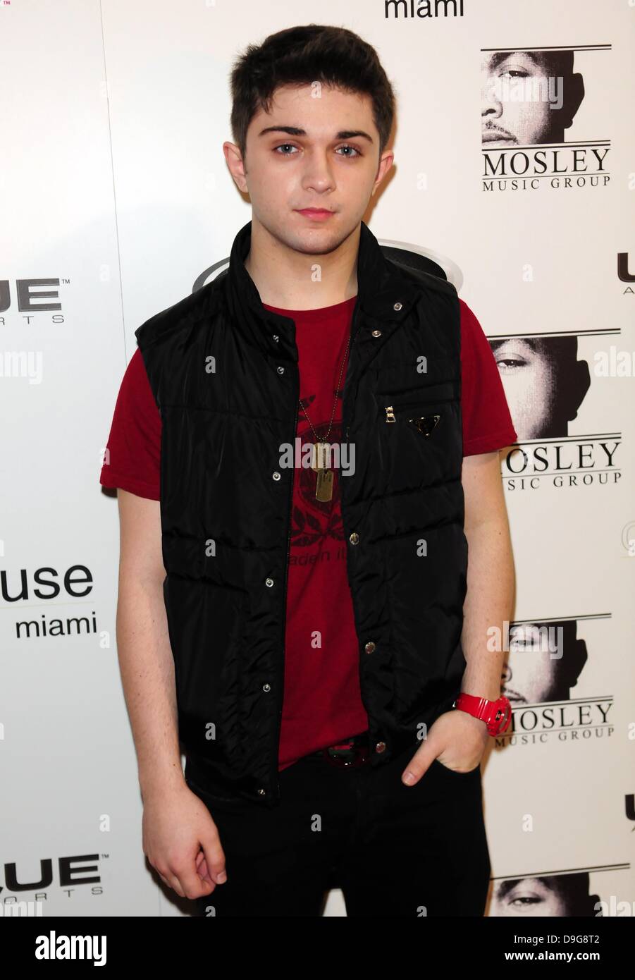 Chase Landon Plum TV Miami hosts Timbaland's birthday party at the Chop ...