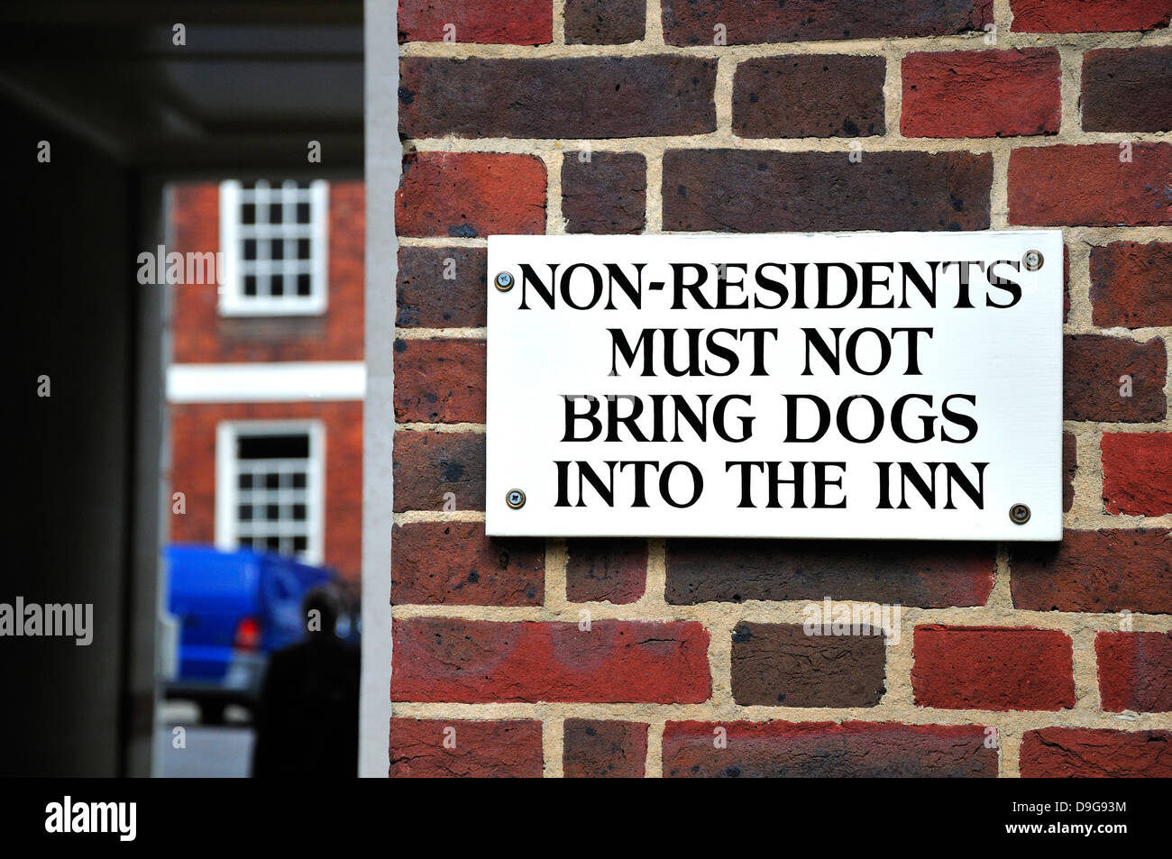 London, England, UK. Sign in the Temple area of the City "Non-residents ...