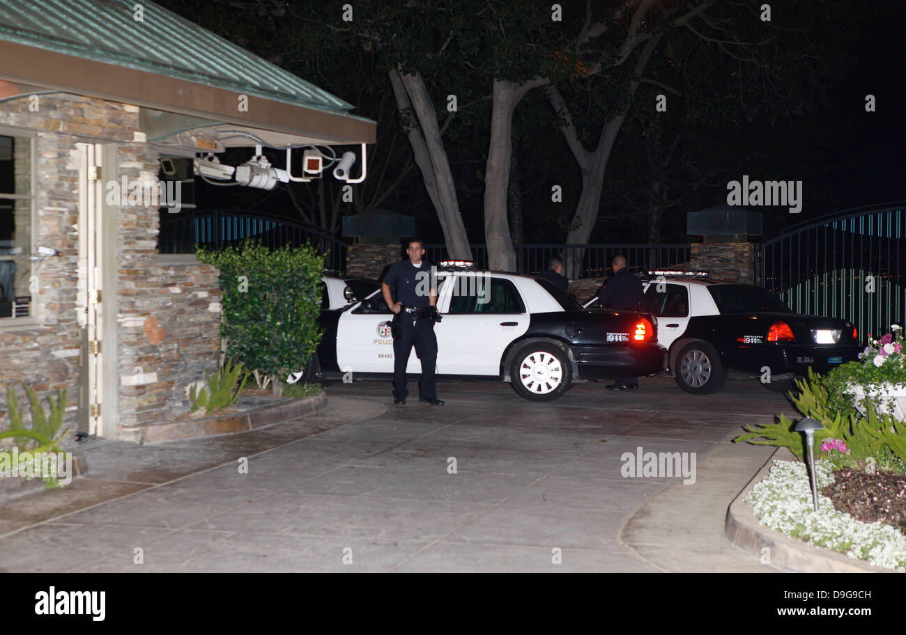 SHEEN'S HOUSE RAIDED BY AUTHORITIES Cops raided CHARLIE SHEEN's home on ...
