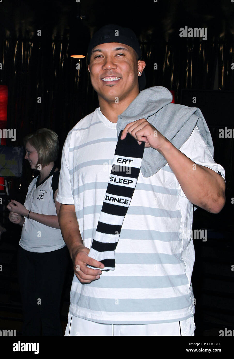 Hines Ward 'Dancing With The Stars' champion Derek Hough teaches a ...