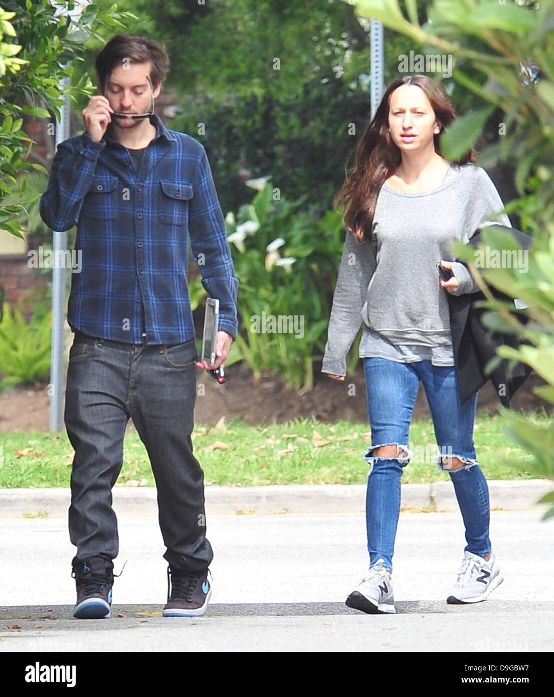 Tobey Maguire and wife Jennifer Meyer visiting the Brentwood country ...