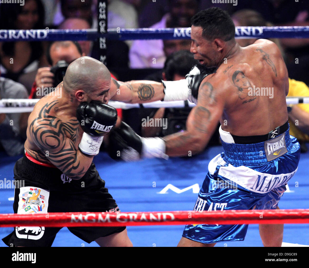 Miguel Cotto and Ricardo Mayorga Puerto Rico's Miguel Cotto retained ...