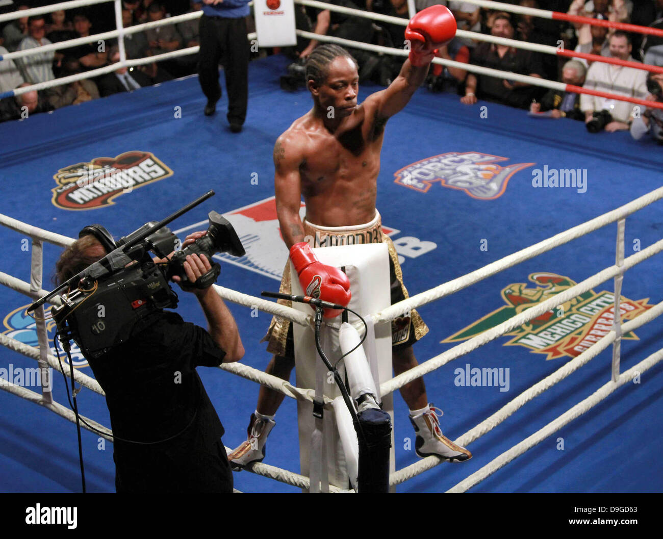 LA Matadors Fighter LA Matadors vs Mexico City Fight Night held at ...