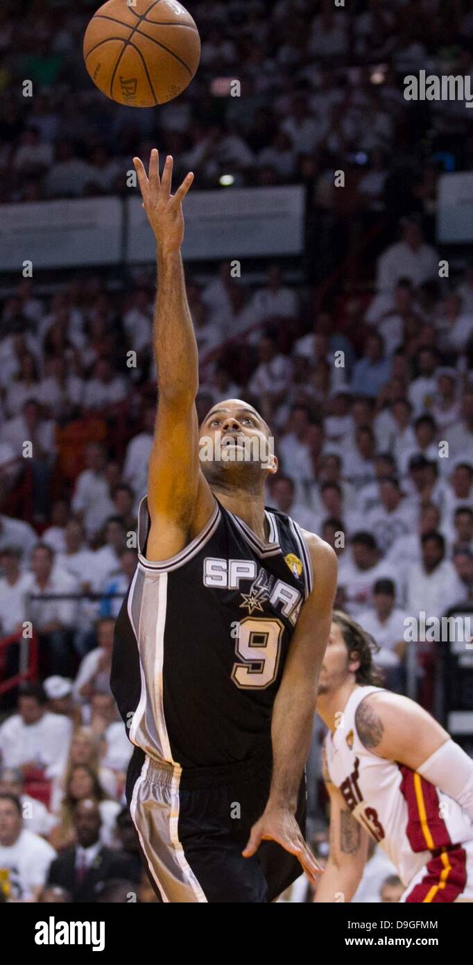 Tony Parker Shooting