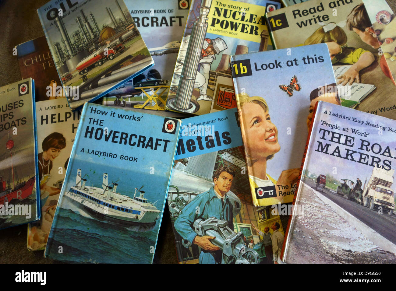 Children's books 1950s hi-res stock photography and images - Alamy