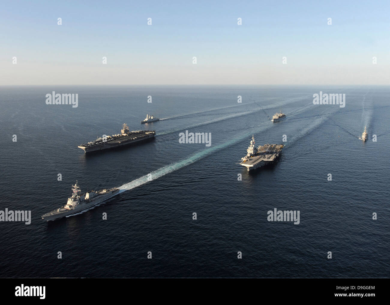 Navy Destroyers Fleet Stock Photos & Navy Destroyers Fleet Stock Images ...