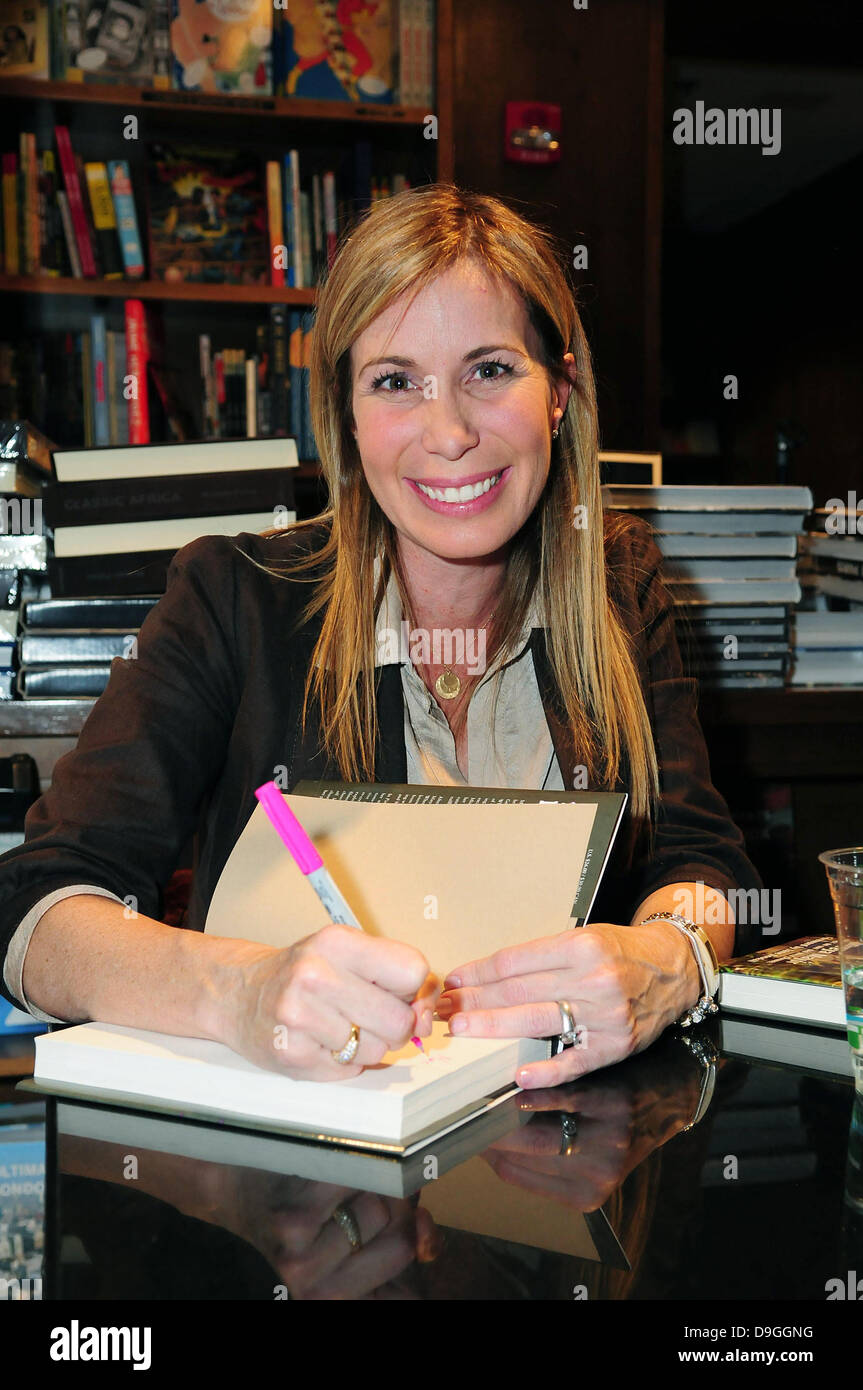 Mireya hi-res stock photography and images - Alamy