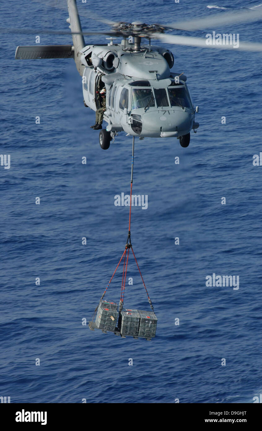 Helicopter payload hi-res stock photography and images - Alamy