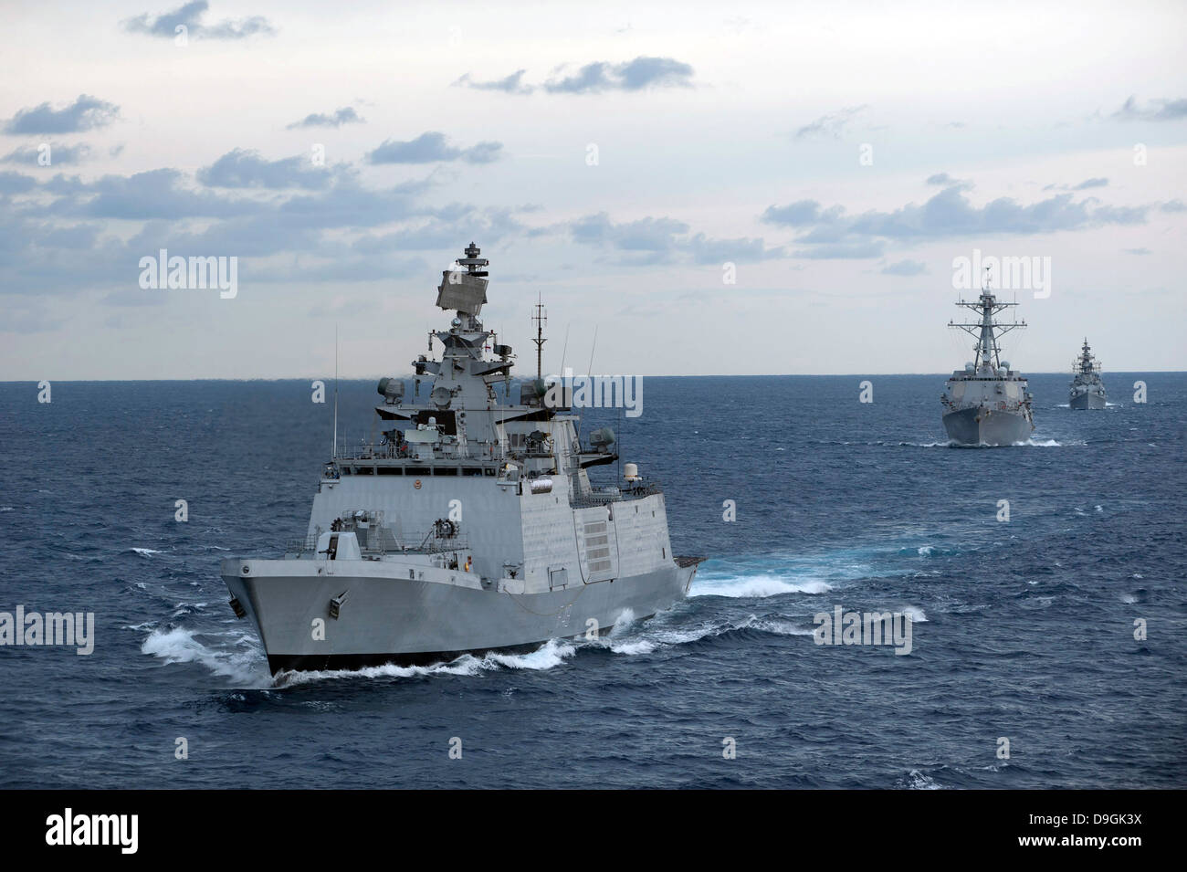 Indian navy ships hi-res stock photography and images - Alamy