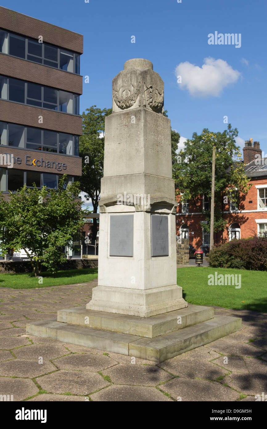 War memorial or the war dead of the first and second world wars in ...