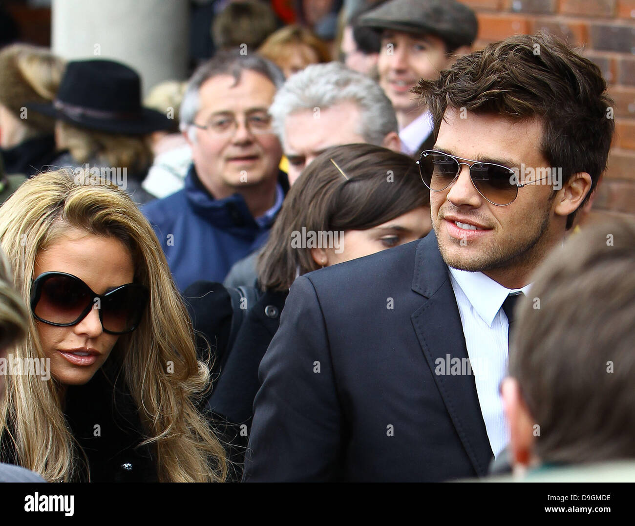 Katie Price, aka Jordan, with reported boyfriend Leandro Pena arriving ...