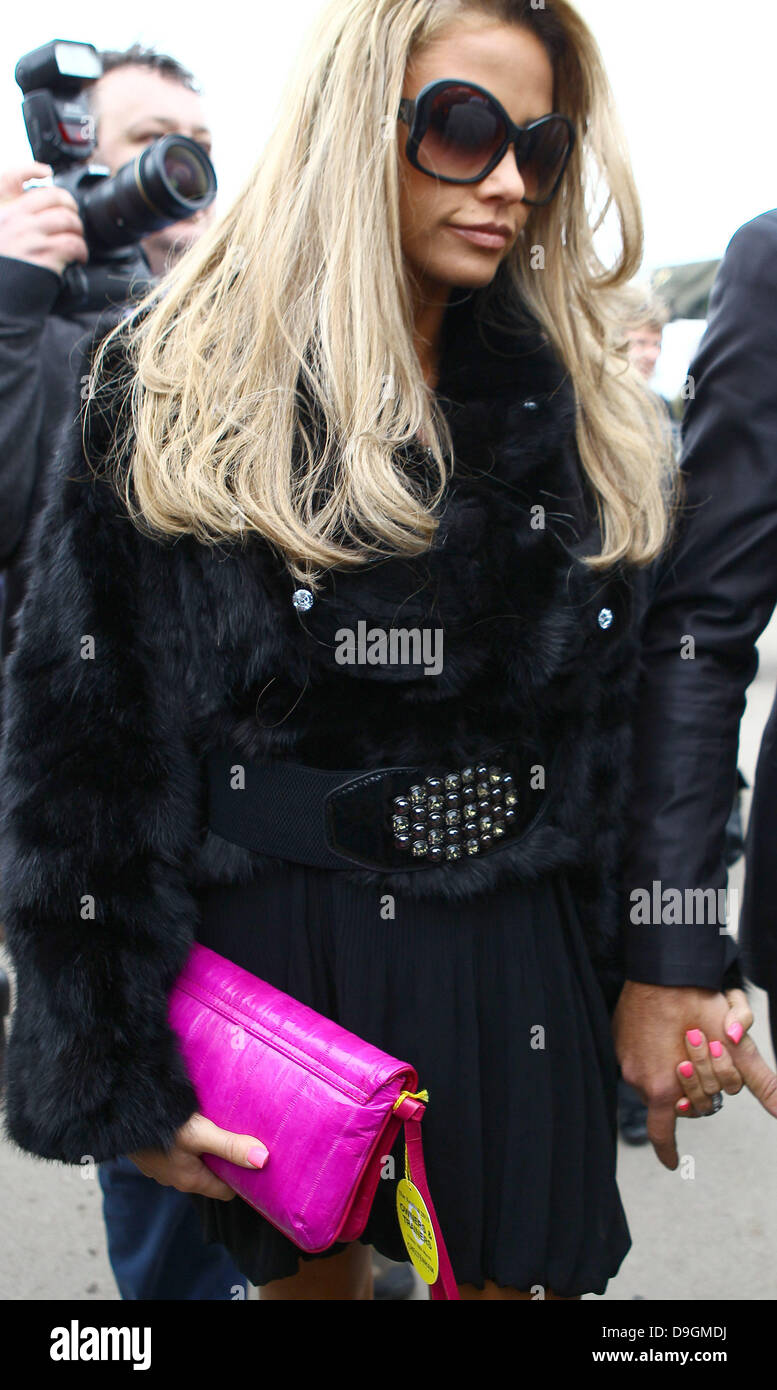 Katie Price, aka Jordan, and reported boyfriend Leandro Pena attend the ...