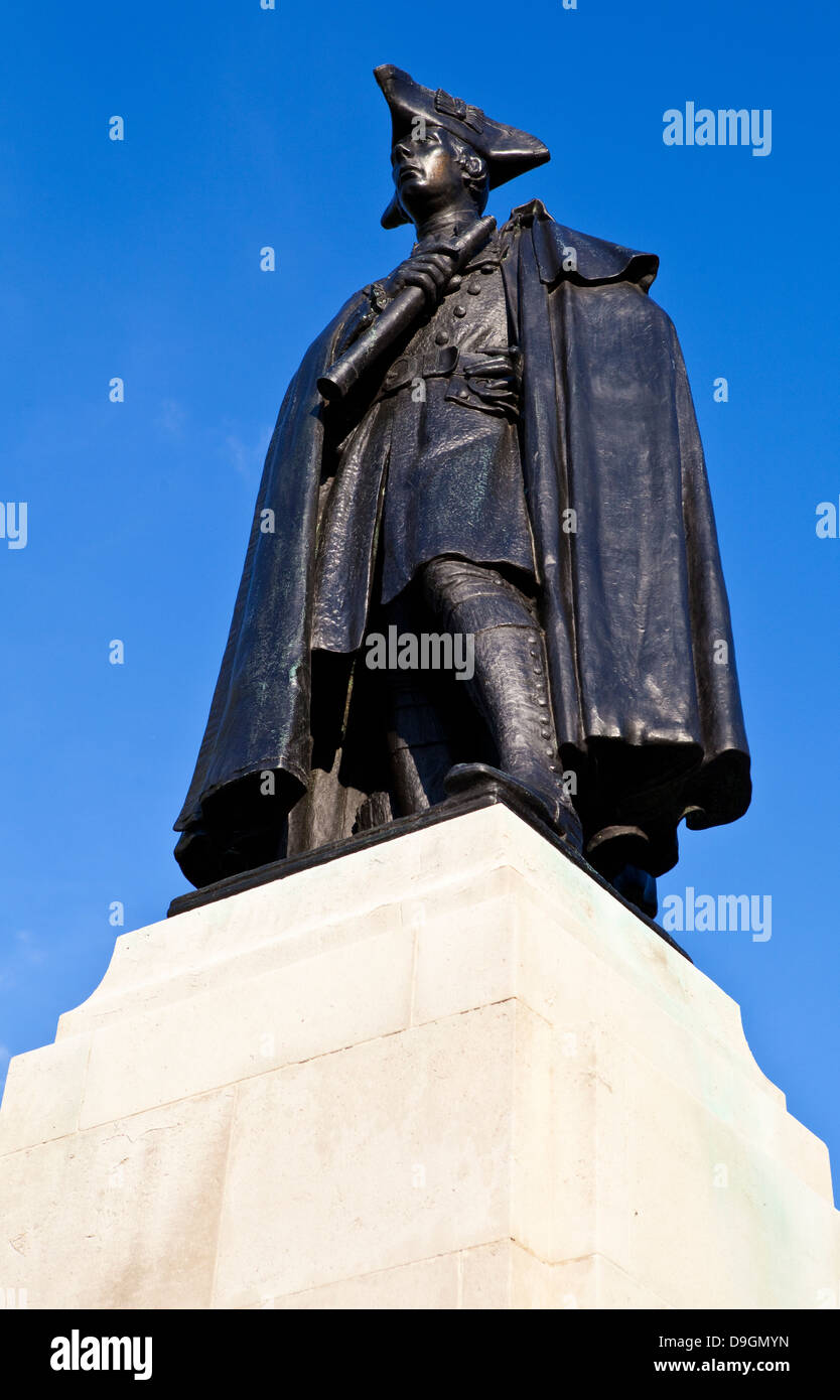 General James Wolfe Statue situated next to the Royal Observatory in ...