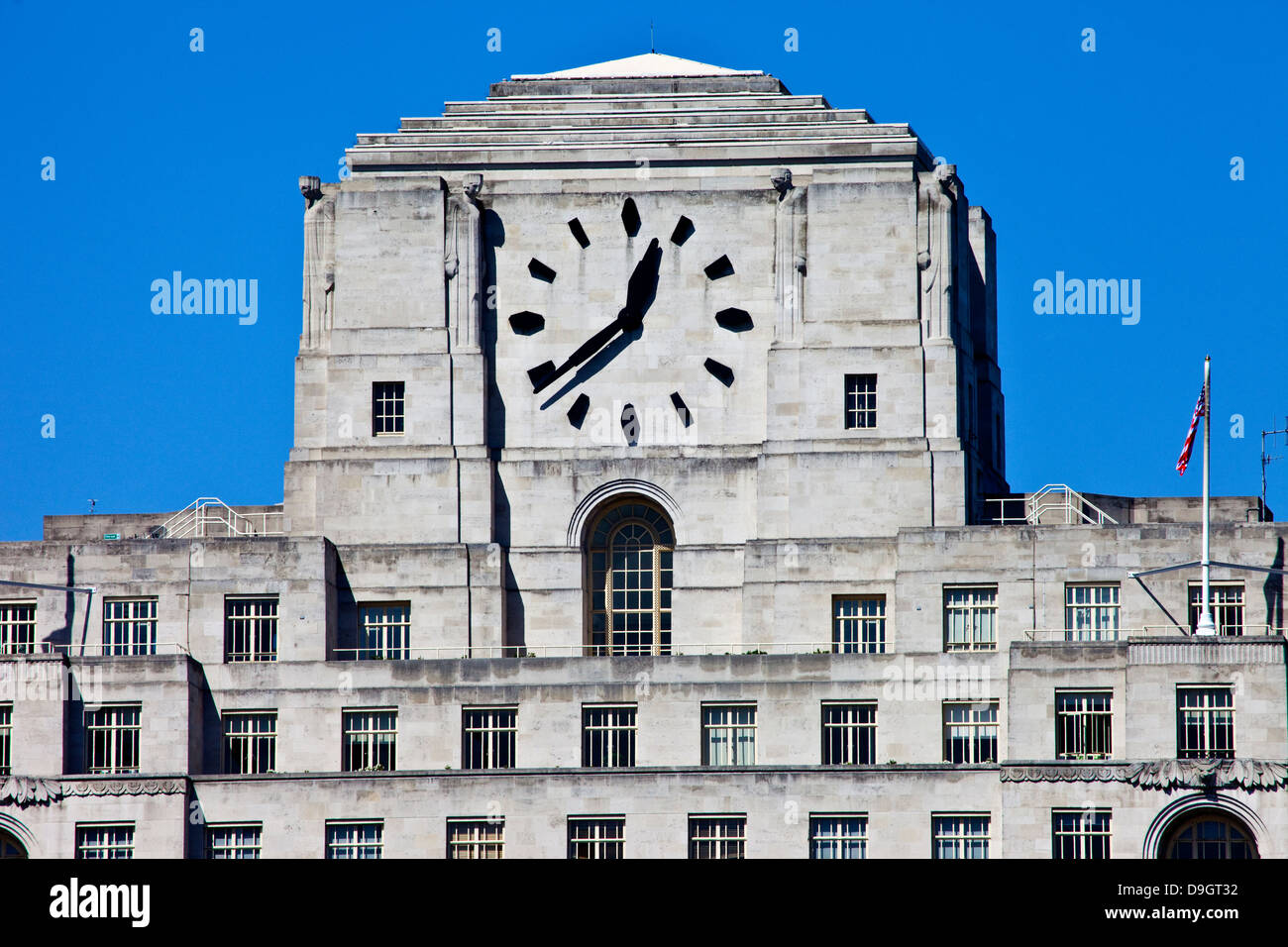 The art deco facade of Shell Mex House in London Stock Photo - Alamy