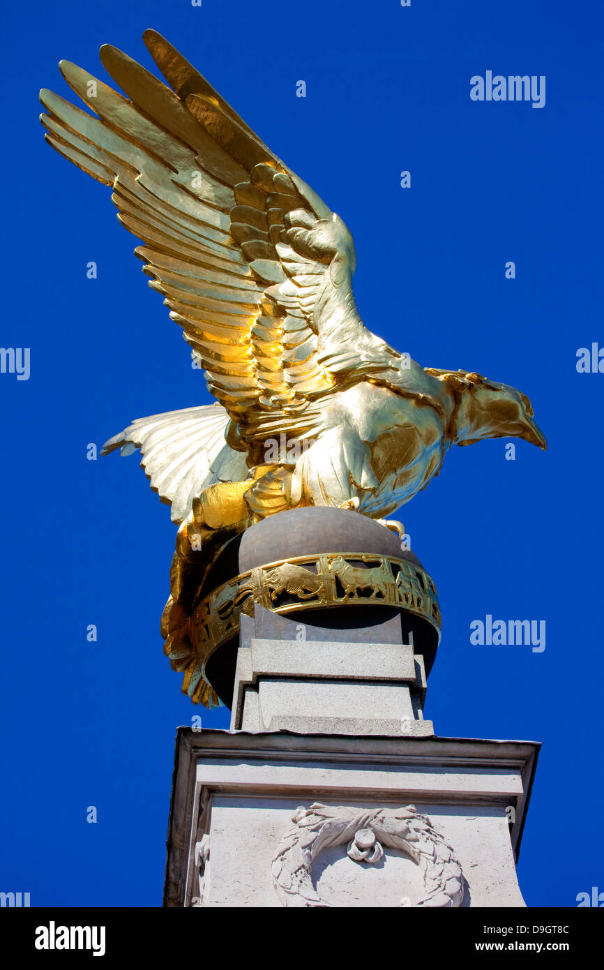 Per Ardua Ad Astra (RAF Memorial) on Victoria Embankment in London ...