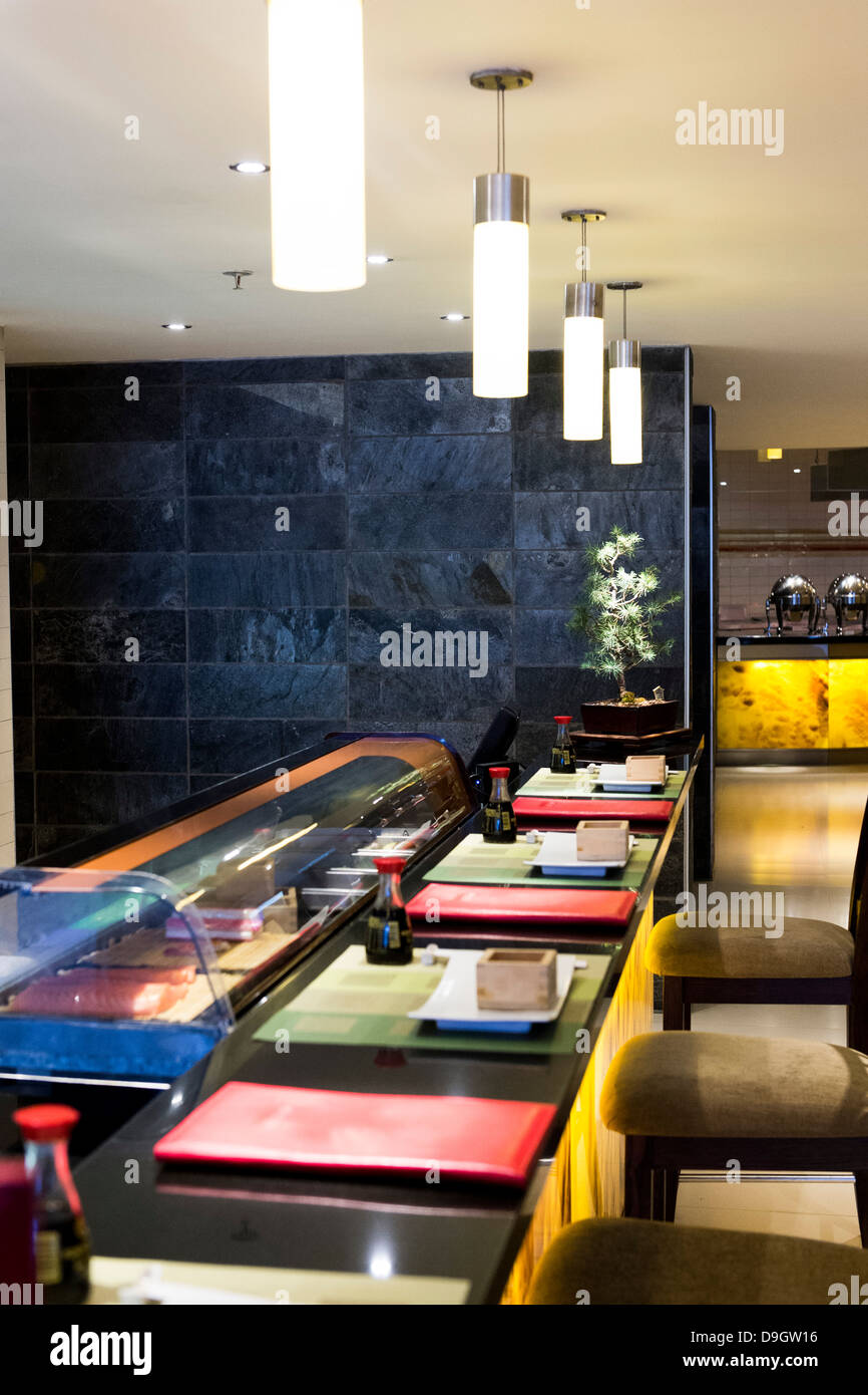 Empty food counter at a hotel Stock Photo - Alamy