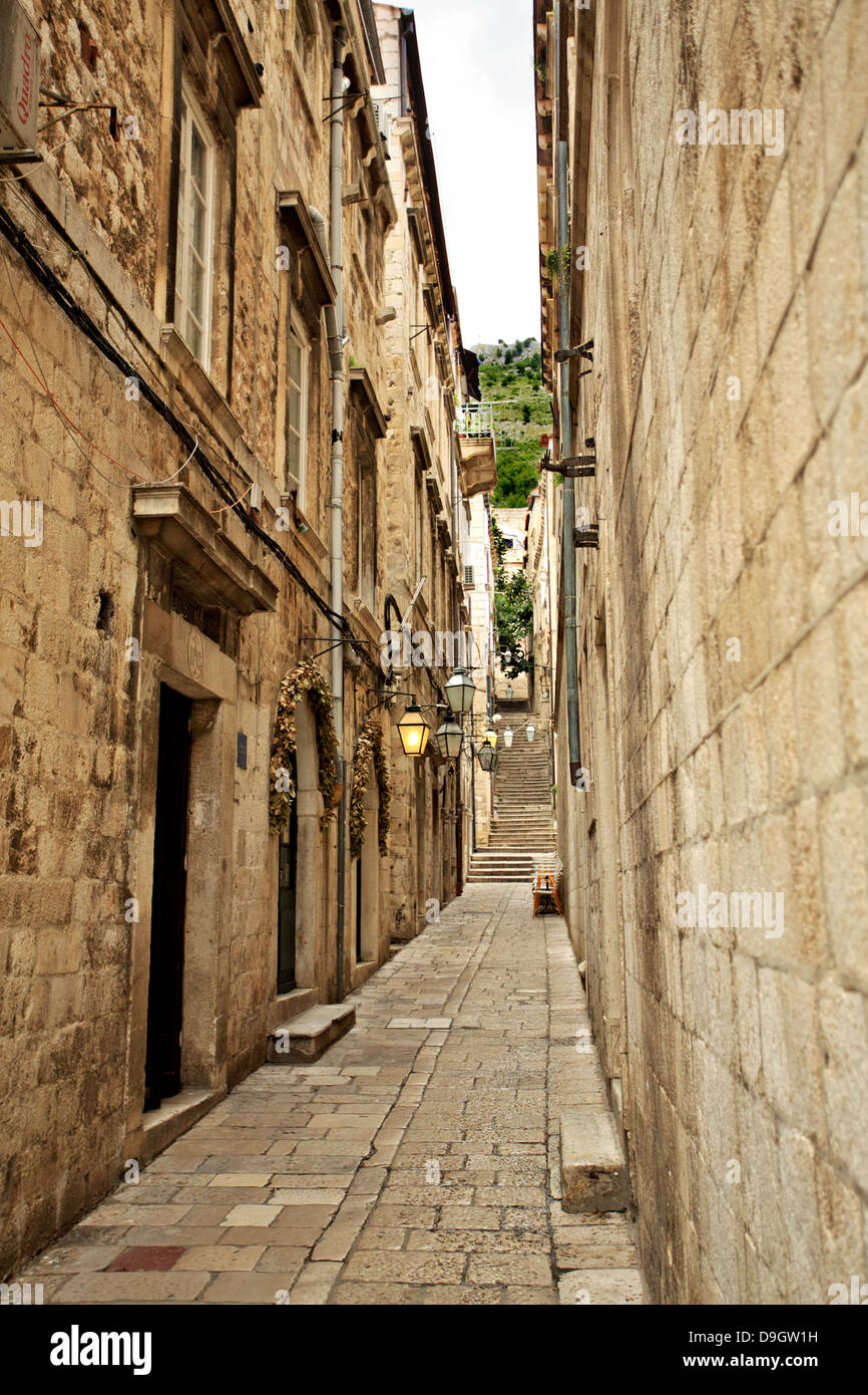 Pavement side view hi-res stock photography and images - Alamy